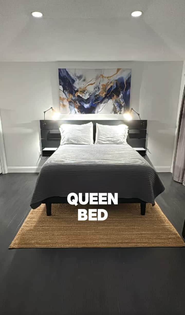 Stylish Modern Studio With Kitchenette. - Orlando