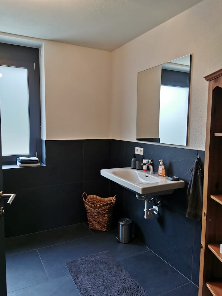 Kleine Wohnung (Ohne Küchenzeile) Zu Vermieten - Laupheim
