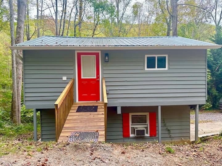 Beary Cozy - Black Mountain, NC