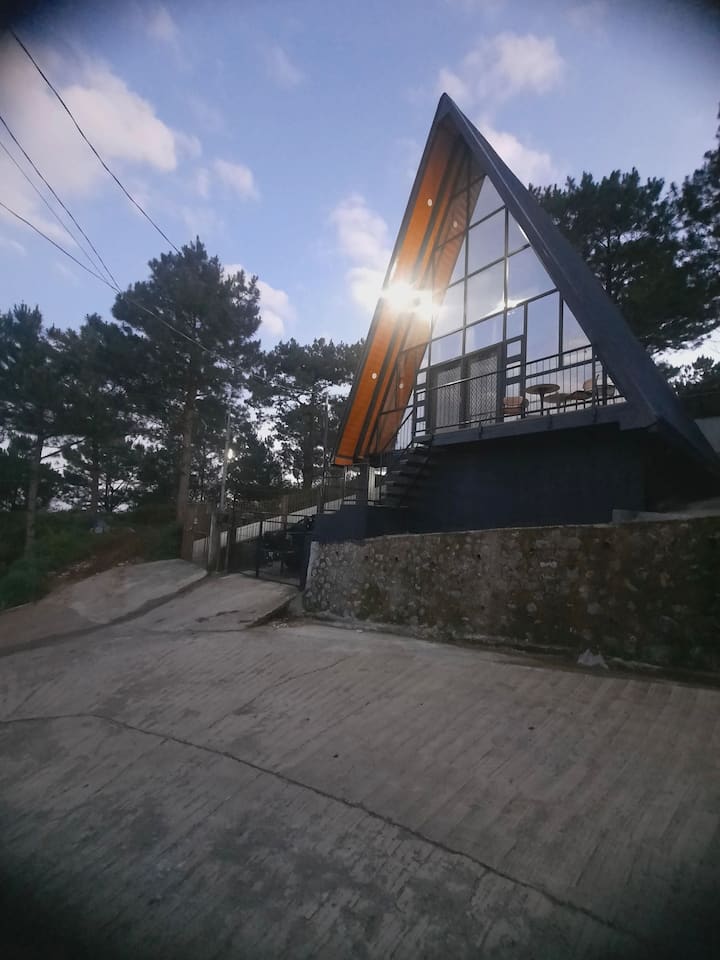 Skyline A-frame Retreat - Baguio