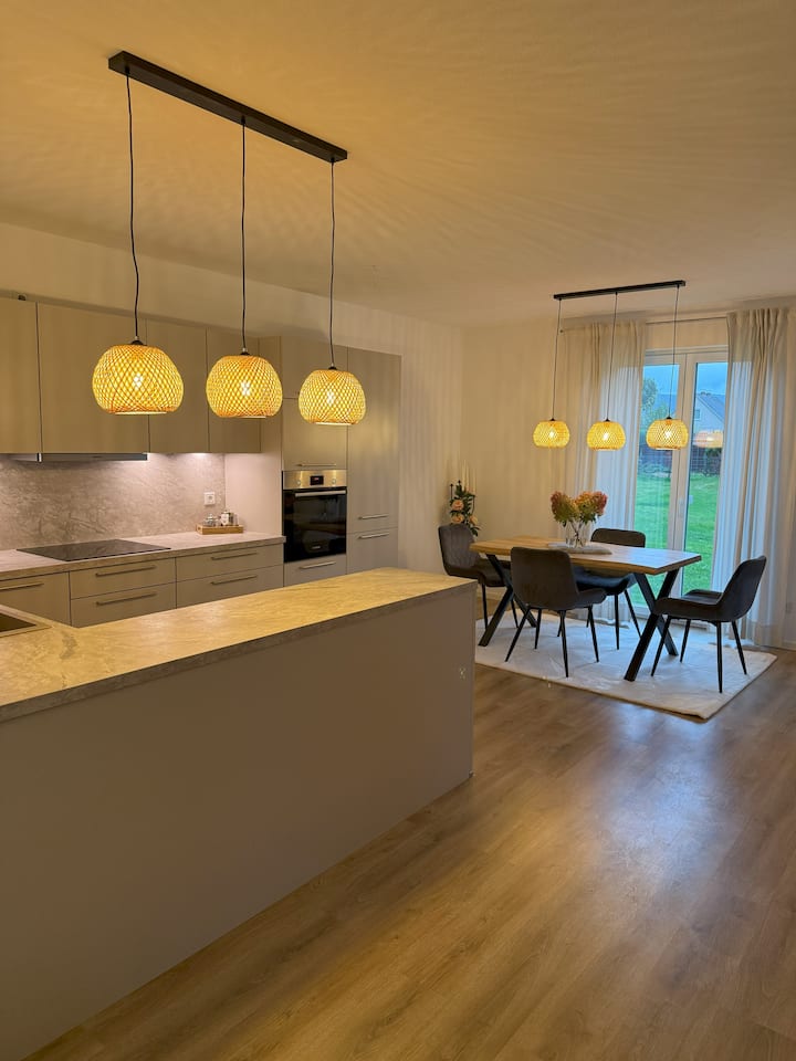 Modernes Apartment/ 2-zimmer, Neubau
85 M² - Porta Westfalica