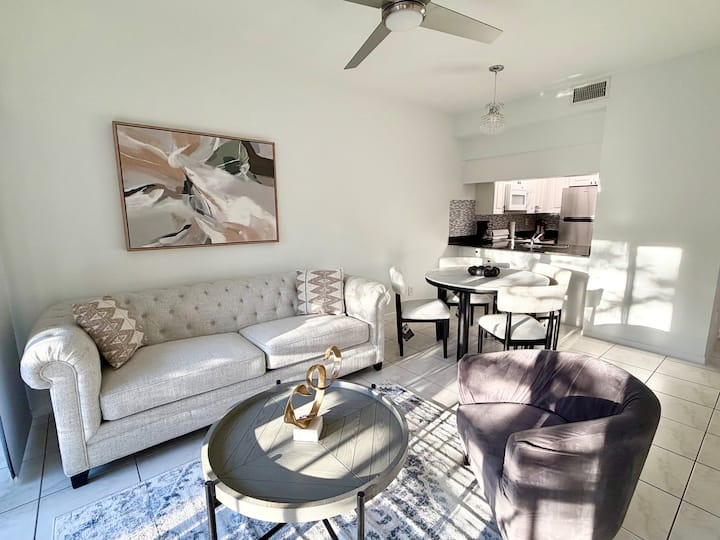 Naples Tennis Escape With Resort Amenities - Naples, FL