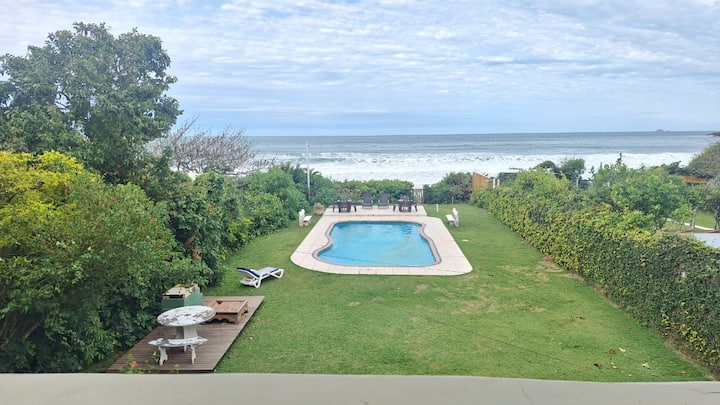 Casa Pé Na Areia Com Piscina A Beira Mar - Florianópolis