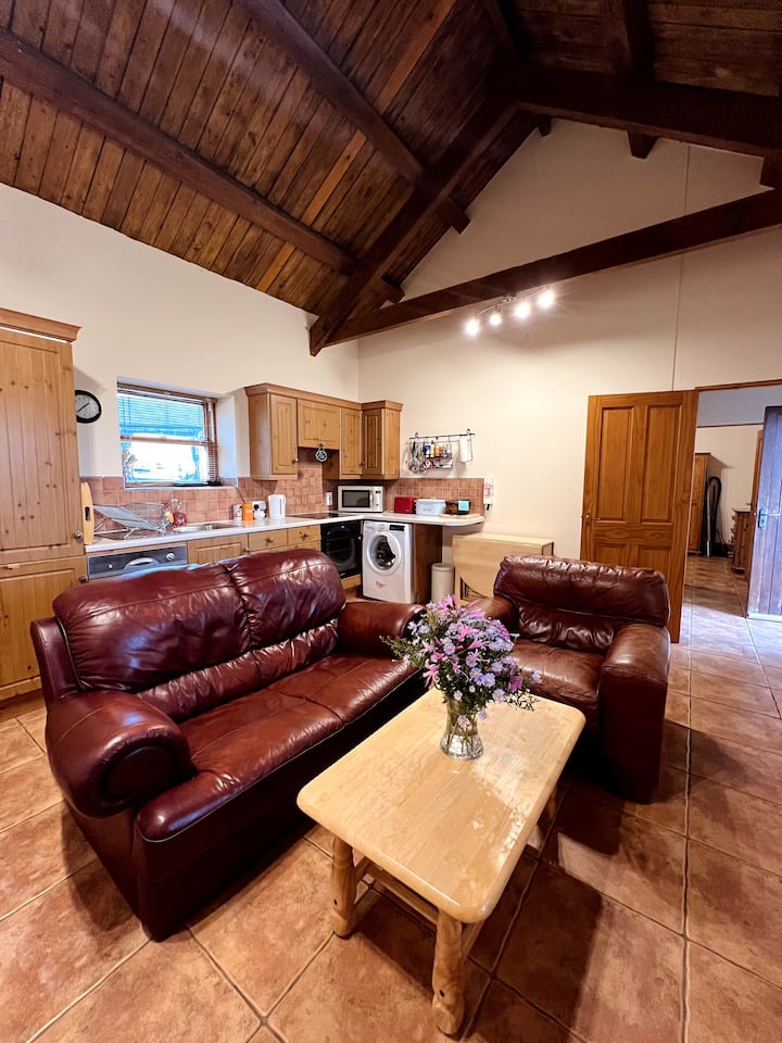 Cosy Countryside Cottages, Isle Of Man - Sleeps 2 - Isle of Man
