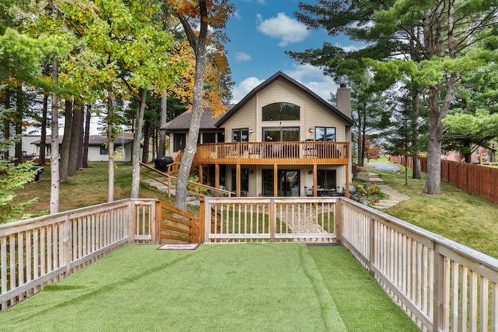 Eagle River Chain – Steps To Golf & Lake Life! - Eagle River, WI