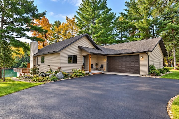 Eagle River Chain  Steps To Golf & Lake Life! - Eagle River