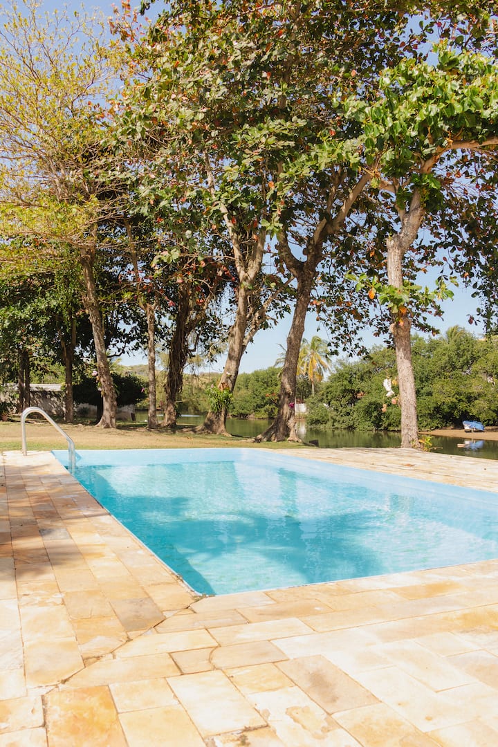 Casa Dos Sonhos: Piscina, Vista Pro Rio E Conforto - Rio das Ostras