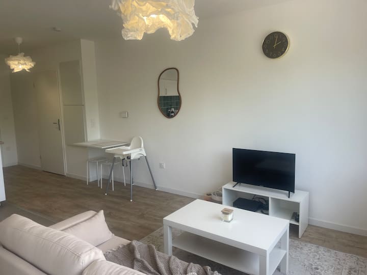 Appartement Chic Et Minimaliste, à 8 Min Du Métro. - Créteil