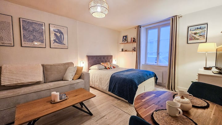 La Parenthèse, Studio Calme Proche Cathédrale - Saran