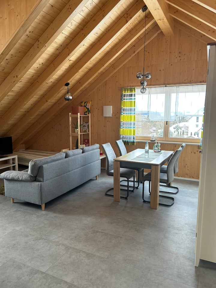 Holzliebe Mit Donaublick - Stilvoll Und Nachhaltig - Donauworth