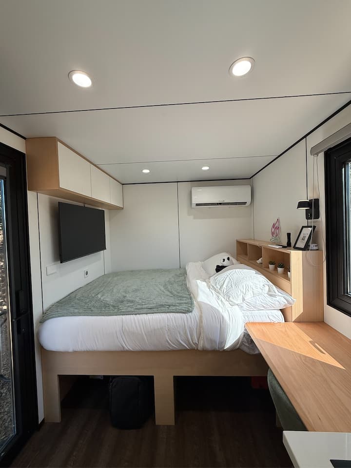 Stay Tiny Inglewood - Los Angeles, CA