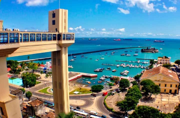 Casa Aconchegante Na Barra – Primeiro Andar - Barra