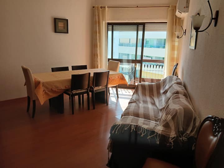 Spacious Apartment Beach & Fiber Wi-fi - Monte Gordo