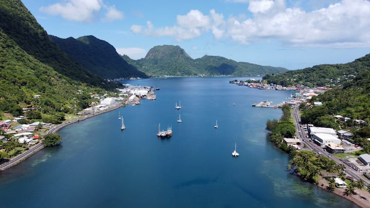 Pago Pago Yacht Lodging-floating Rental - National Park of American Samoa