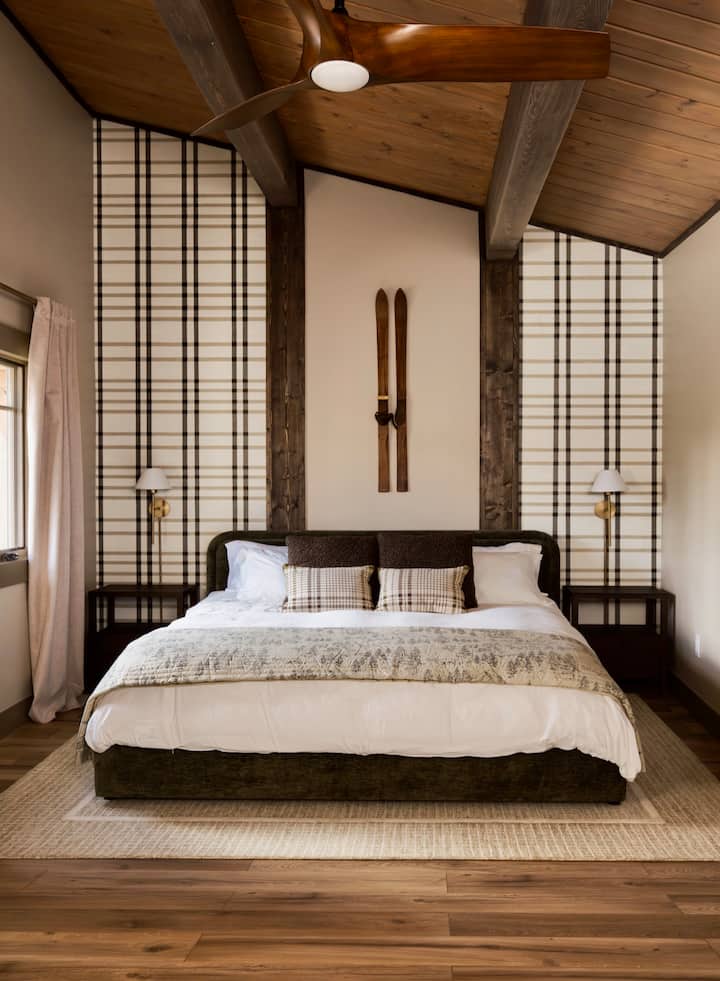 #Steamboatsummithaven | @Travelwithprism Exclusive - Steamboat Springs