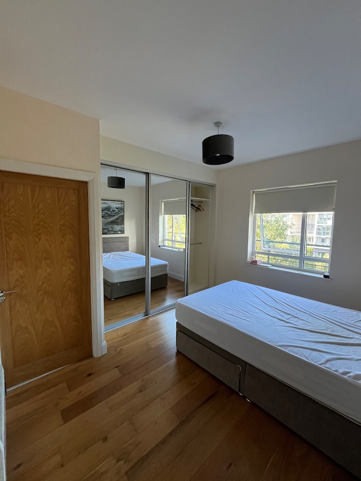 Entire Place In Very Nice Gated Compound Near City - Swords