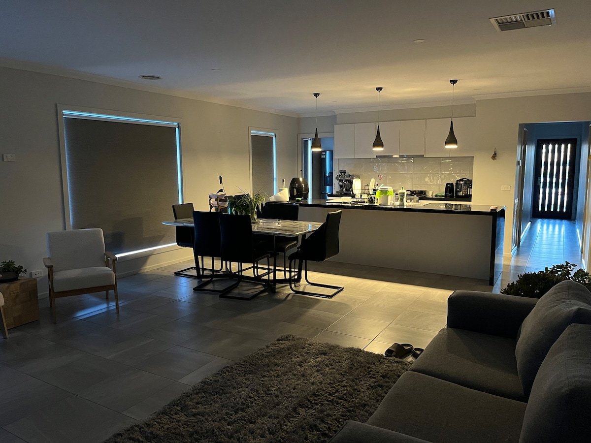 Habitación en casa moderna en Huntly - cama doble - Casas en alquiler ...