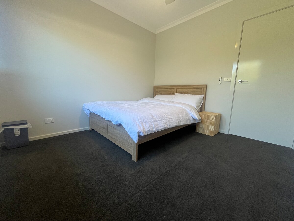 Quarto em casa moderna em Huntly - cama de casal - Casas para Alugar em ...