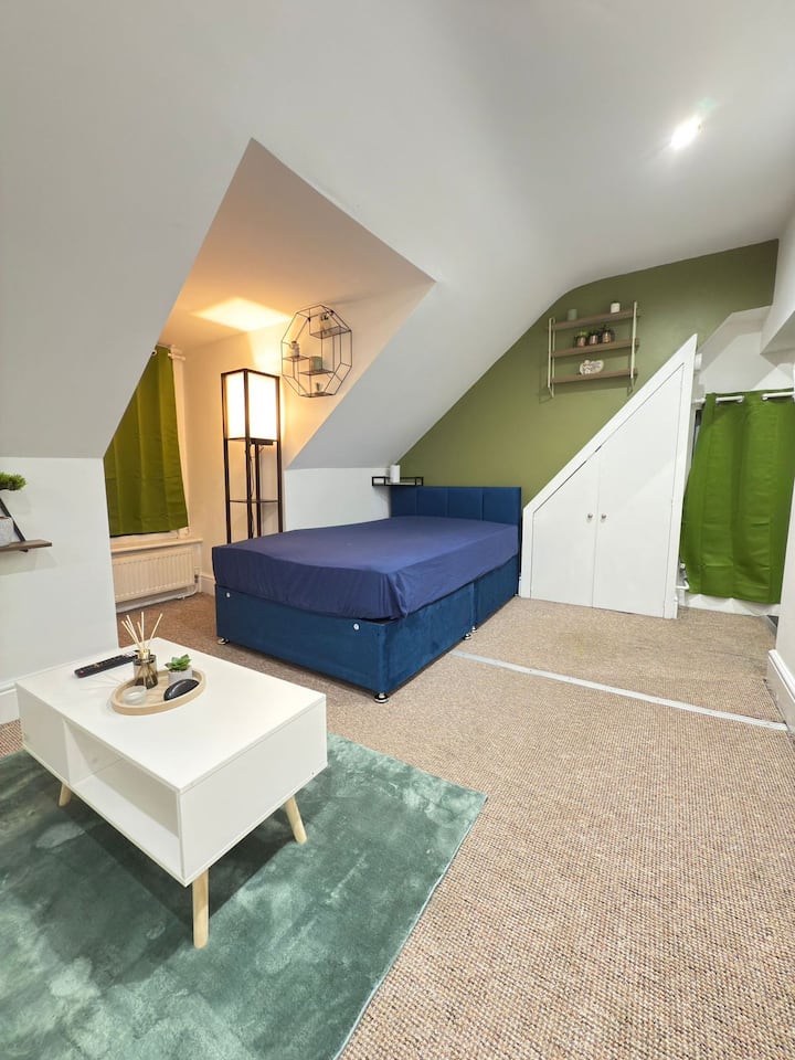 The Loft Nest By Station - Cambrige (UK)