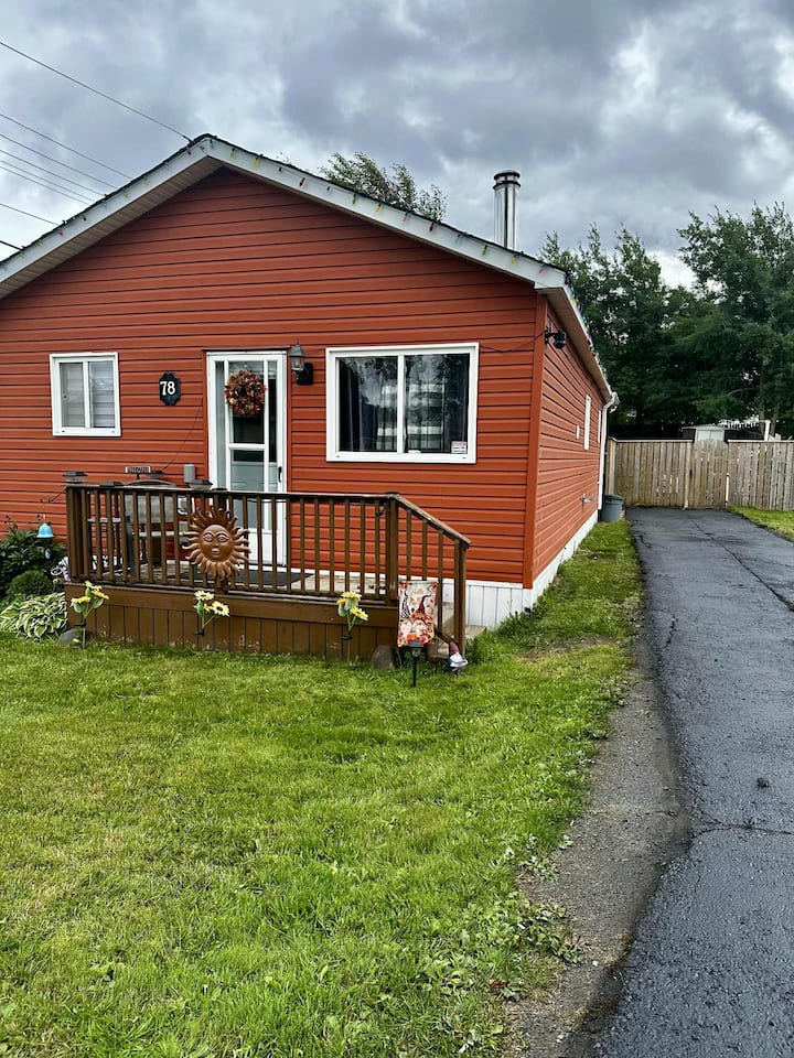 The King Street Retreat - Grand Falls-Windsor