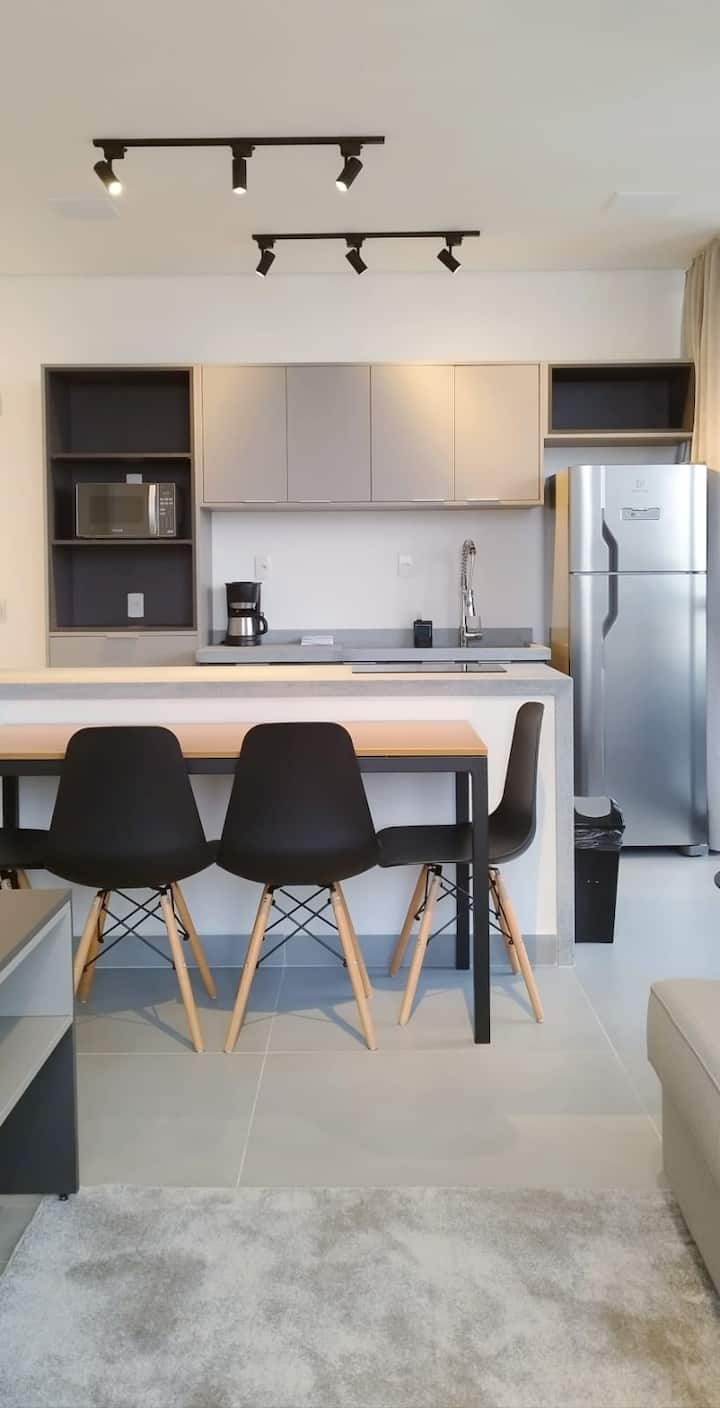 Vista Incrível Em Apê Exclusivo | By Housi - Campinas