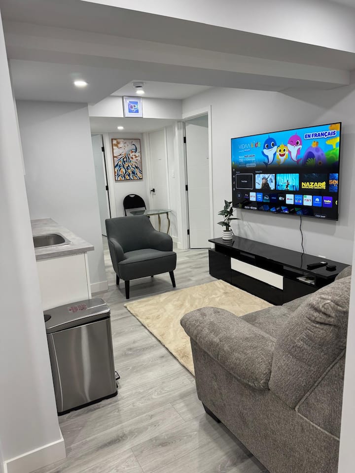 Blissful Home - Winnipeg