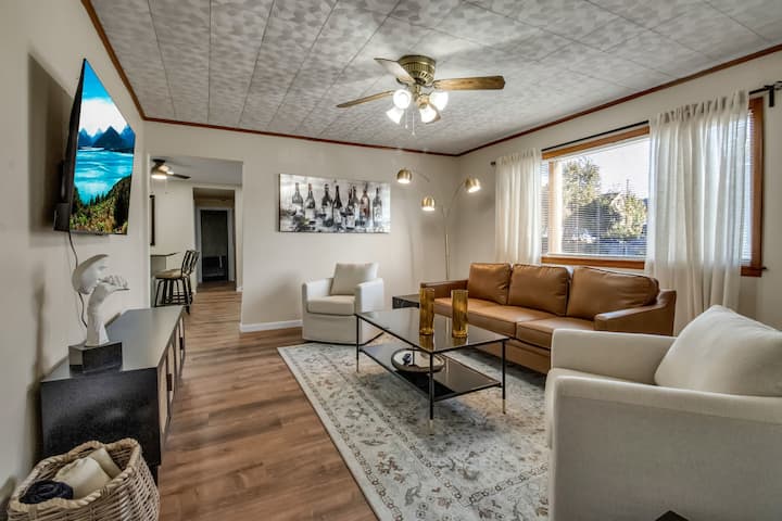 Cozy 3 Bed, Central A/c - Great Location! - Buffalo, NY