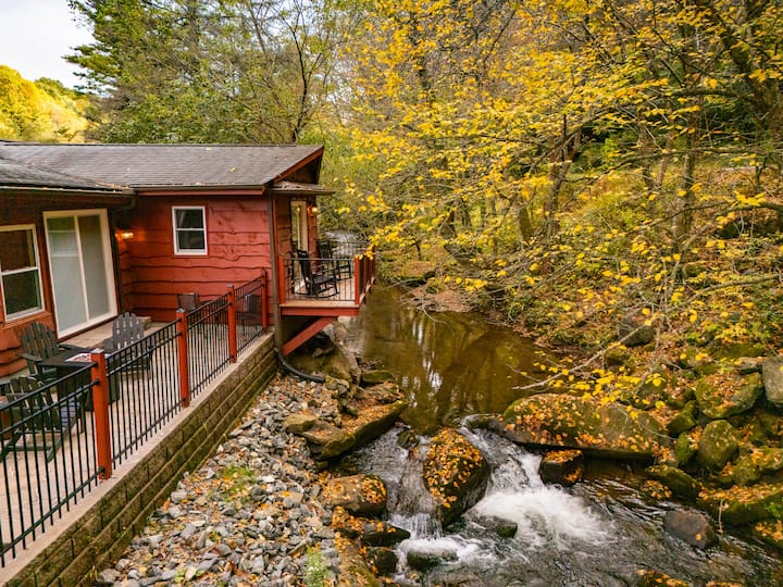 Brand New! Creekside Cottage, In Boone, Fire Pit - 분