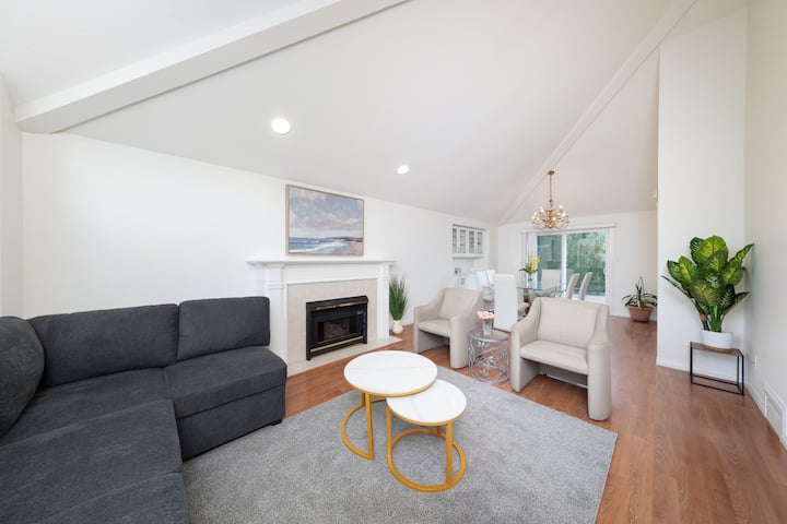 3br Spacious Home Close To Airport | Sleeps 10 - Abbotsford