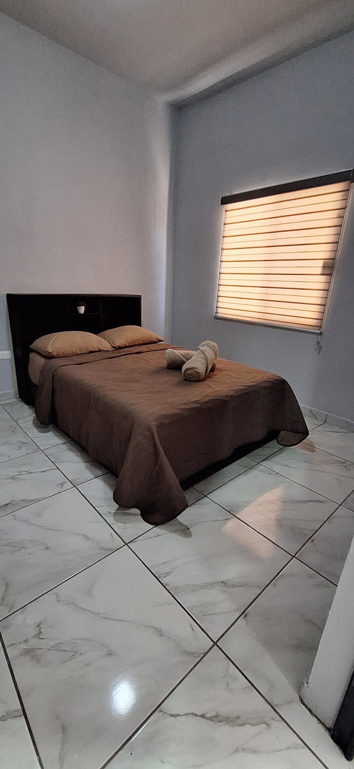 Apto."d" Acogedor, Refrigerado, Comodo Y Tranquilo - Hermosillo