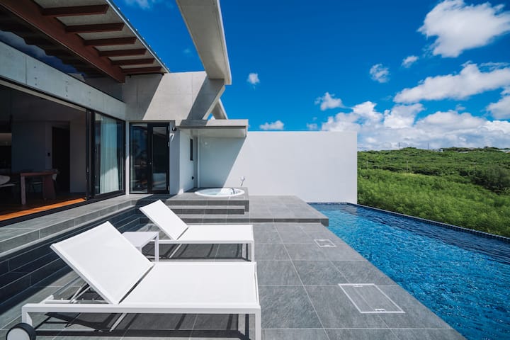 2026年開業｜プライベートインフィニティプール備えたラグジュアリーヴィラazure Suite I - 宮古島
