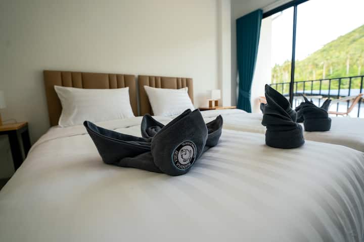 Private Mountain View Room – Buddha View Hostel - Ko Tao