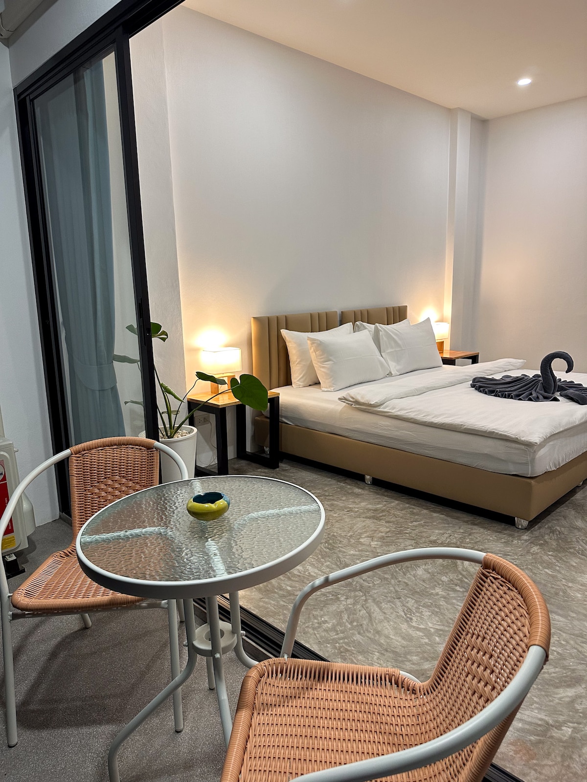 Private Mountain View Room – Buddha View Hostel - Hostels for Rent in ...