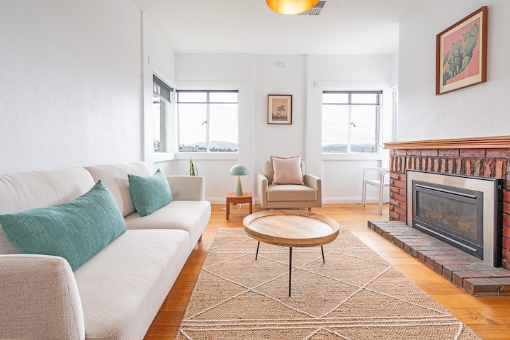 Whitebrick—classic Hobart Escape Near Dining & Cbd - Hobart