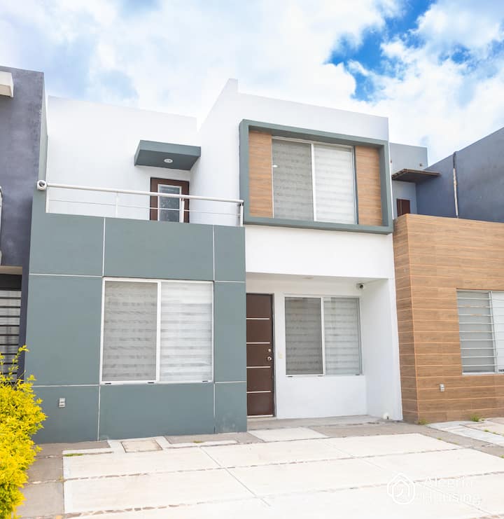 U - Casa Privada Bonaterra - Alegría Housing - アグアスカリエンテス