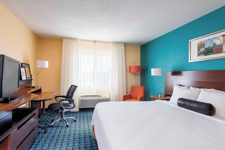 Dutch Village King Suite | Pool & Breakfast - Holland