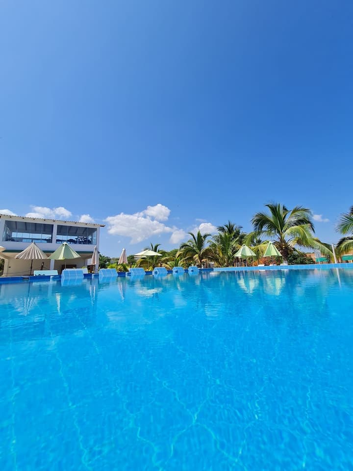 Condominio Quiroz - Casa Buganvilia - Caleta Cruz