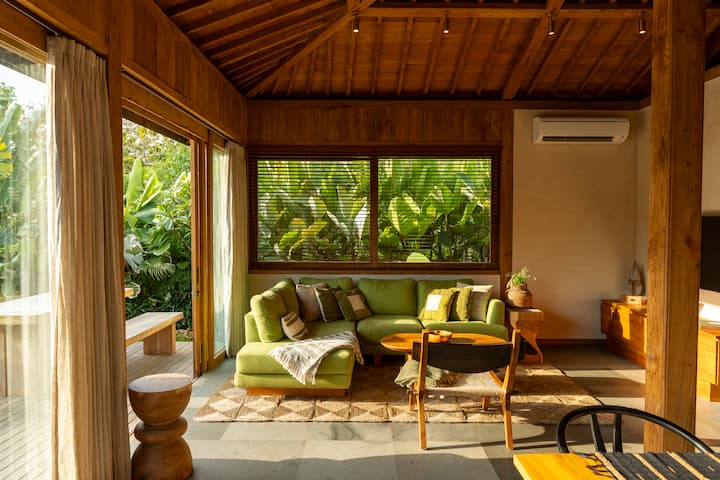 High End Teak Villa, Heart Of Uluwatu - Australie