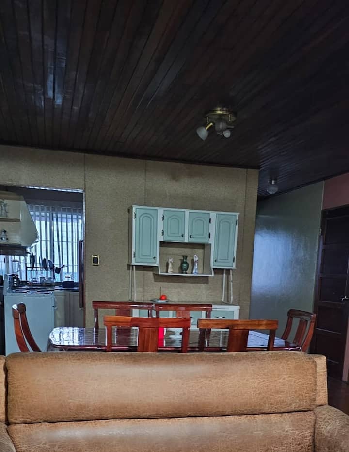 Apartamento Grande Alajuela Centro - Alajuela