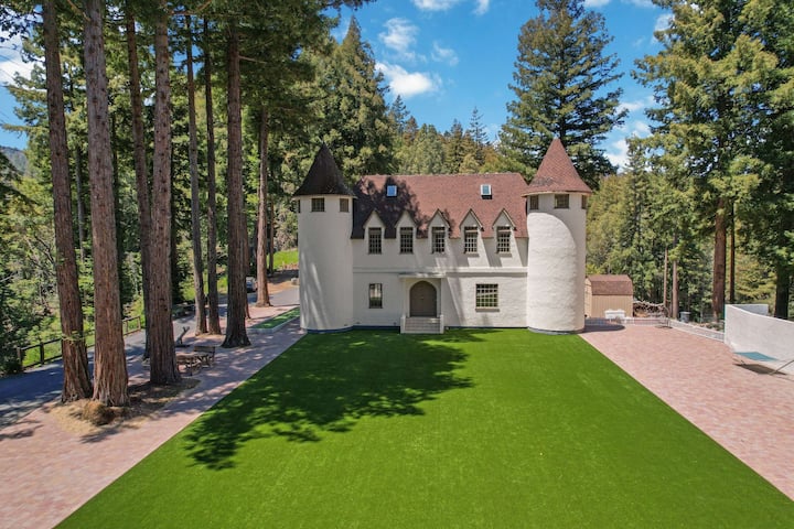 Fairytale Castle In Redwoods W/ Pickleball Court - Boulder Creek, CA