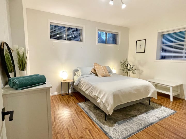 Spacious & Family Friendly - The Grouse Hideaway - West Vancouver