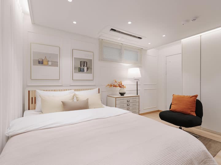 낭만의 홍대 거리 도보 3분에 도착하는,1,2월 한정 Sale, Lift,공항 철도,짐보관 - Seoul