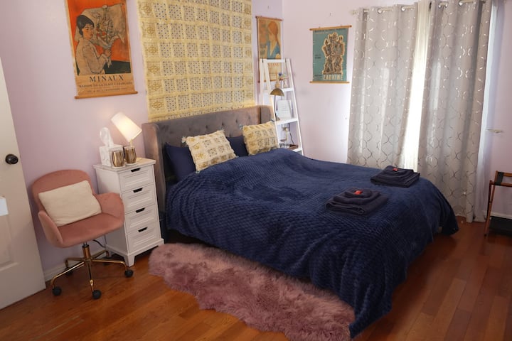 Artful Bungalow Near Beach, Waterfront, & Downtown - Rancho Palos Verdes