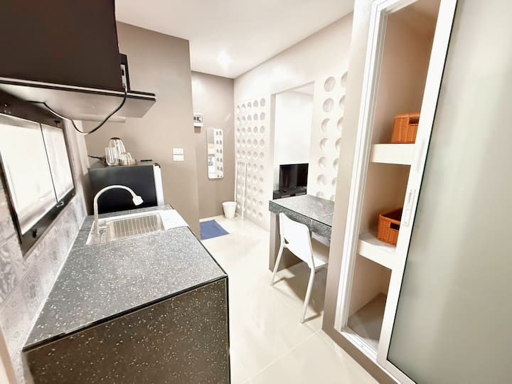 Patong Studio | Cozy Room For 2 | 150m Beach - T2 - Patong Beach