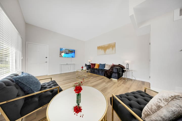 Oneluxstay "New Property" 3br Home Near The Beach - Torrance, CA