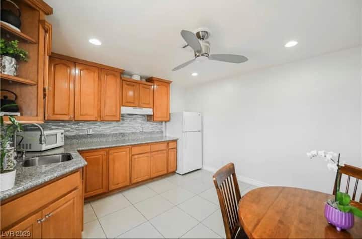 Big Studio - Las Vegas, NV