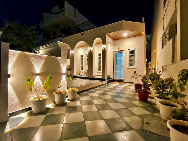 Vicinity’s After House 4bhk Luxury Homestay - Jaipur