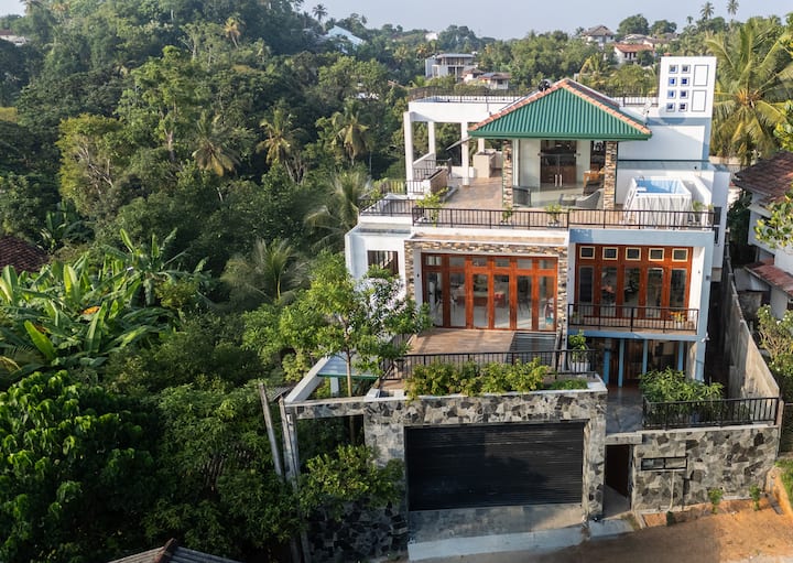 The Green Homestay-
Two Bedroom Apartment In Galle - Sri Lanka