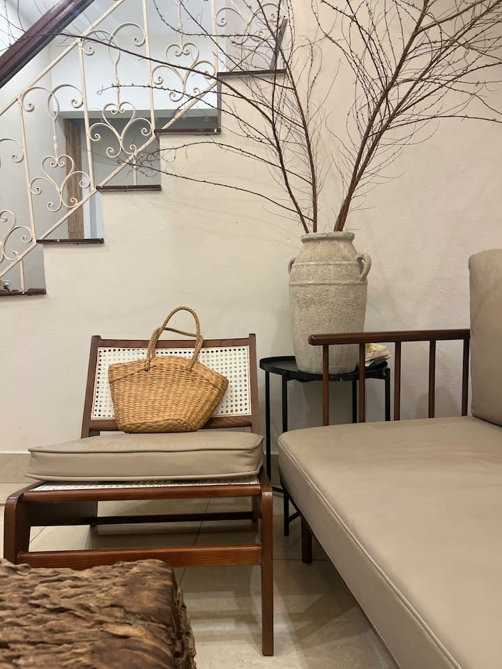 2br • 2bath • Kitchen • Laundry• Near Lotte Center - Vietnam