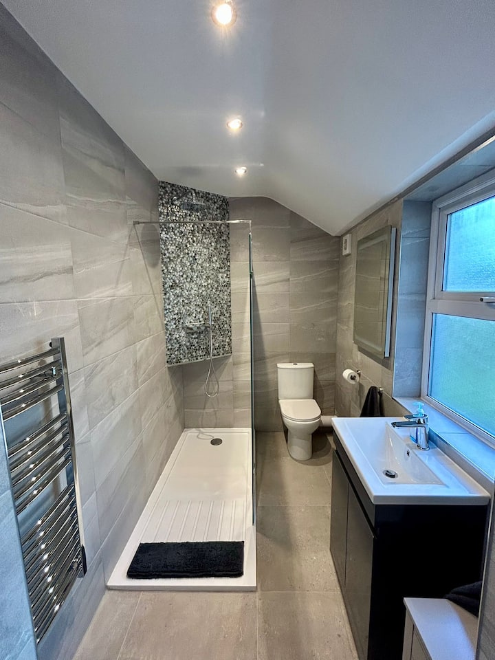 Modern Flat In The Heart Of Guildford - Godalming